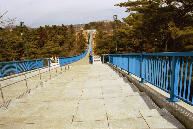 Suspension Bridge 150m Timber Project Gallery - Outdoor Structures ...