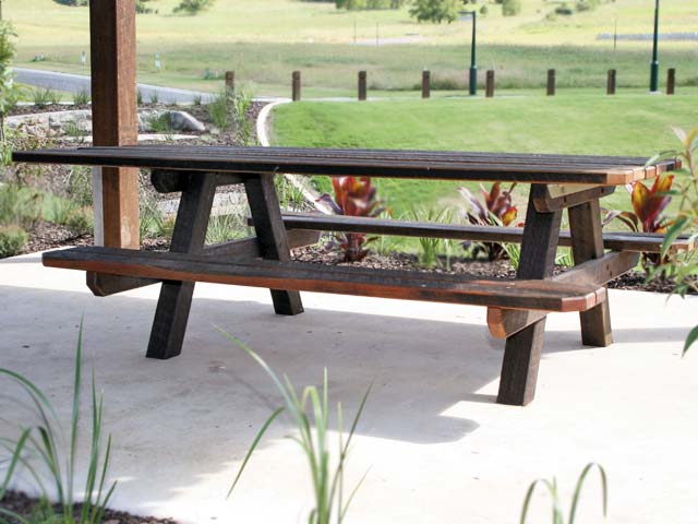Park Table Infrastructure Design Aids from Outdoor Structures